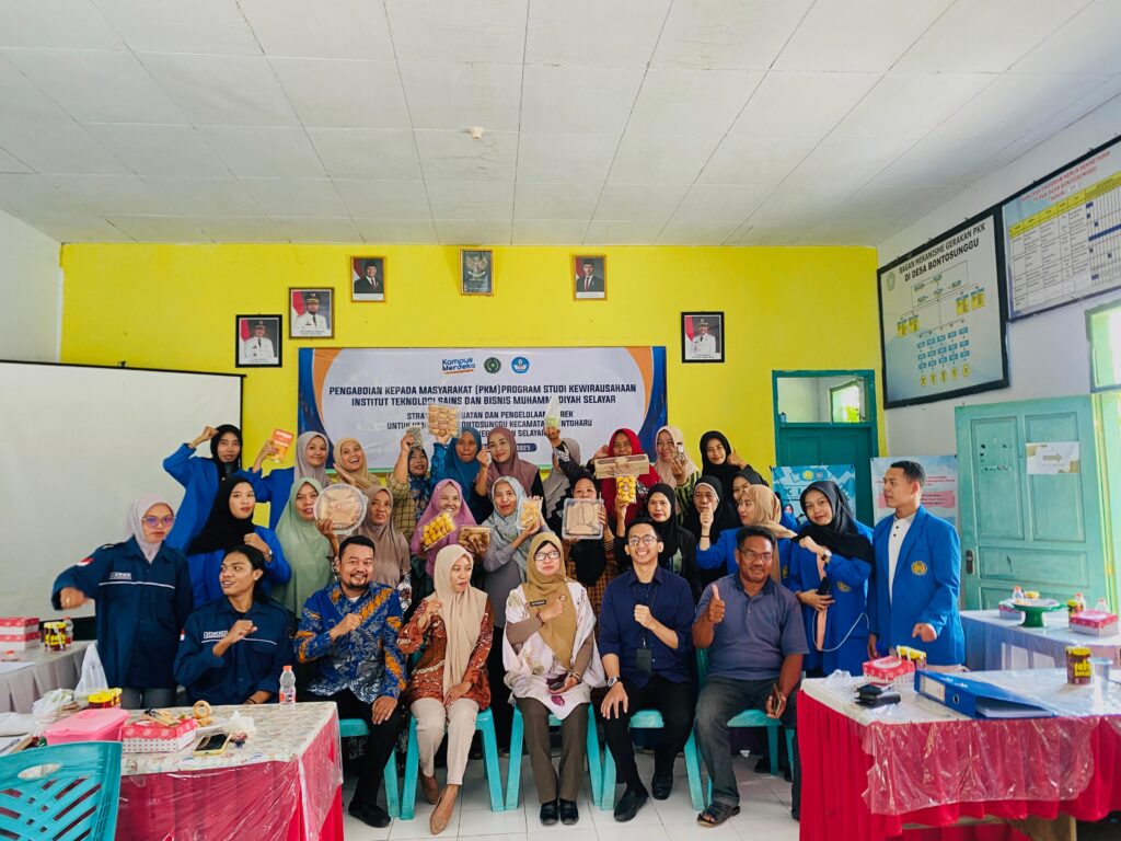 Dosen dan Mahasiswa Prodi Kewirausahaan ITSBM Selayar Laksanakan PKM di ...